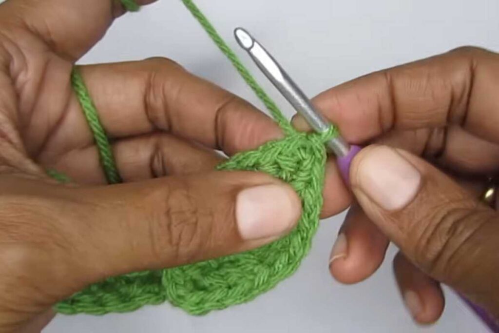 How to Crochet Leaf Sprout - BEGINNER FRIENDLY