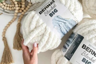 Chunky Cabin Crochet Blanket Easy Tutorial – Crochet With YOU