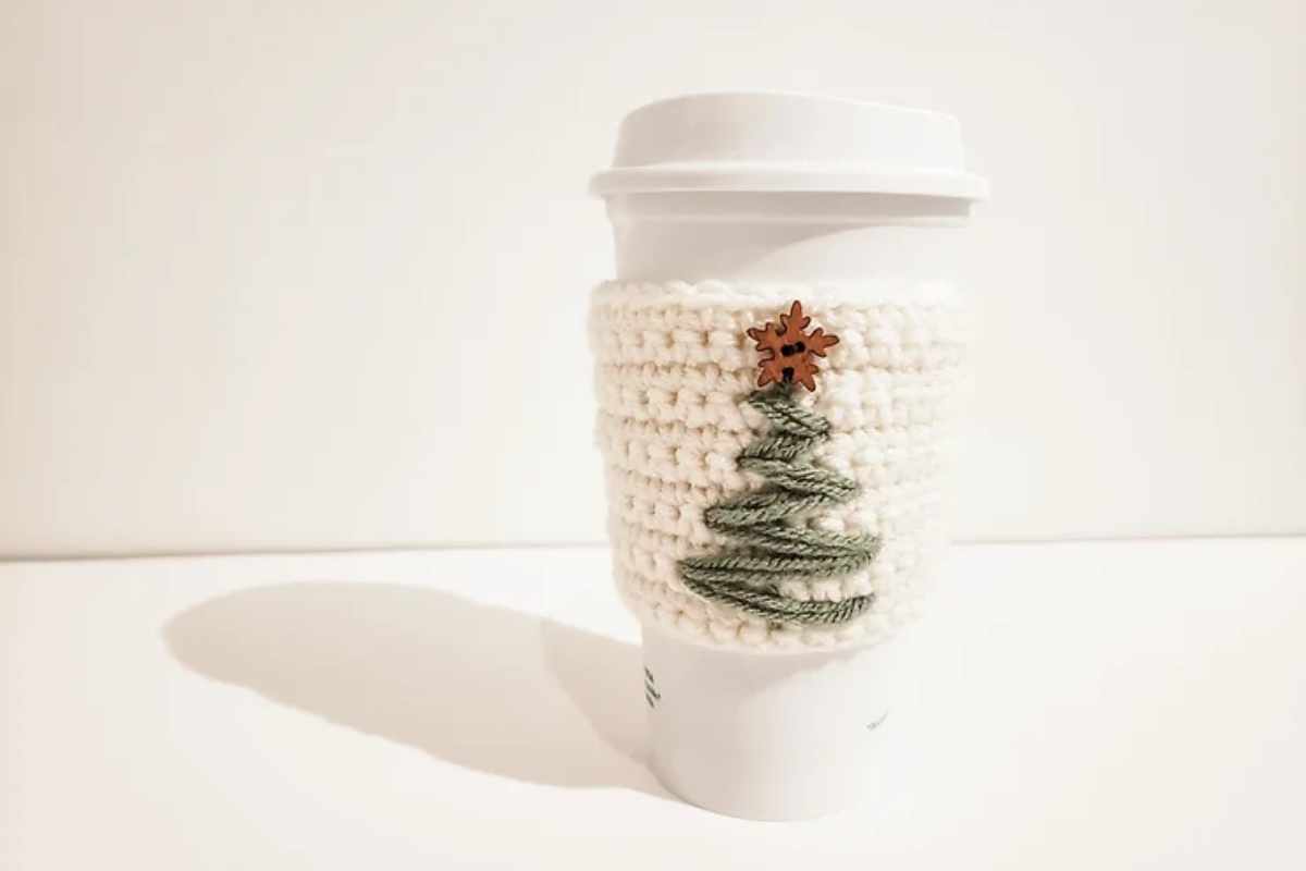 Beginner’s Guide to Crochet Christmas Tree Cozy – Crochet With YOU