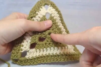 Crochet Triangle Granny Square Tutorial